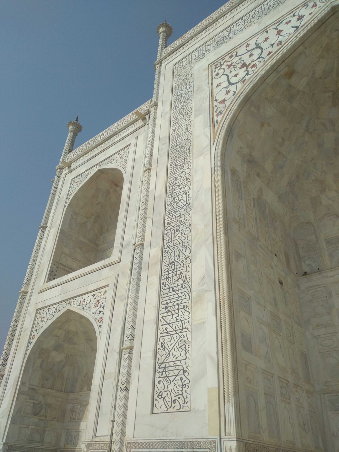 The Taj Mahal - Agra (India) - BrasAussie Design